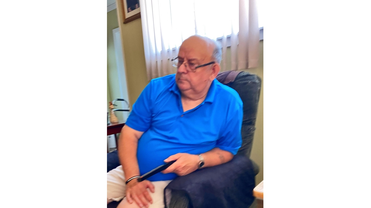 Raymond Hunt Obituary - Lunenburg, NS | Dana L. Sweeny Funeral Home