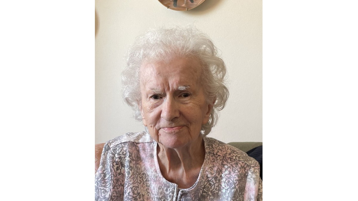 Marjorie Card Obituary - Toronto, ON | Newediuk Funeral Home