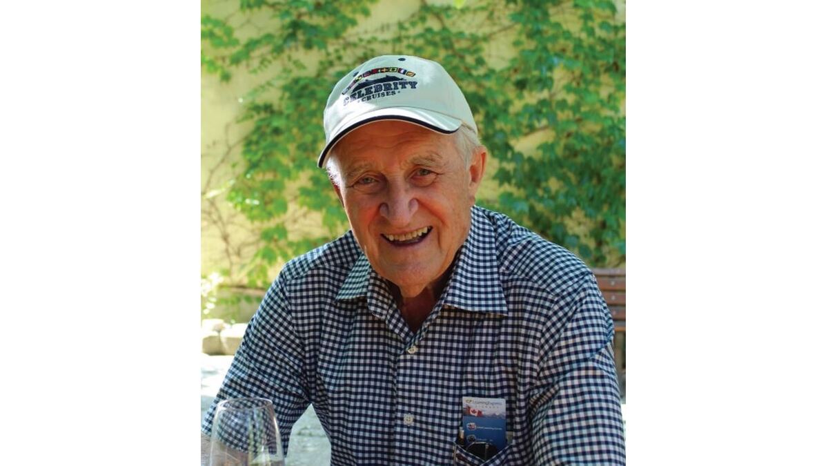 Stephen Toth Obituary - Burlington, ON | Smith's Funeral Home