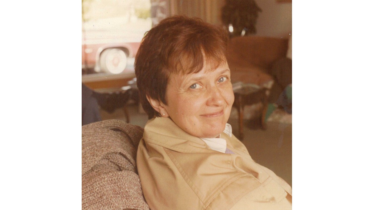 J. Elizabeth Curren Obituary - Burlington, ON | Smith's Funeral Home