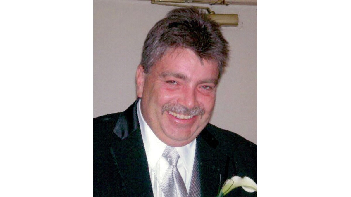 Joseph Palumbo Obituary - Stoney Creek, ON | Smith's Funeral Home