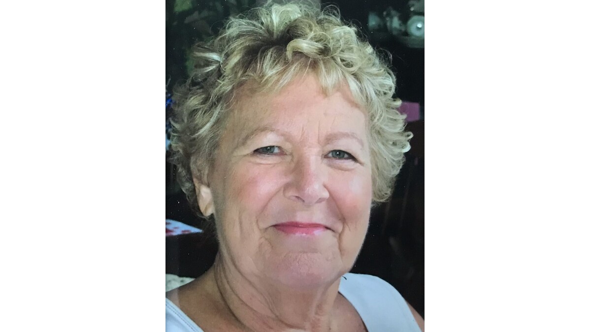 Michaelle "Micki" Landa Obituary - Burlington, ON | Smith's Funeral Home