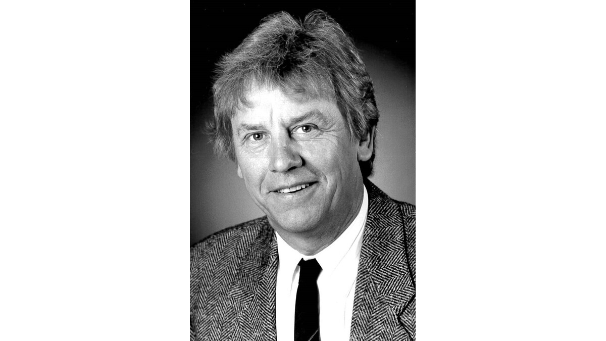 Donald Austin Obituary - Grimsby, ON | Stonehouse-Whitcomb Funeral Home