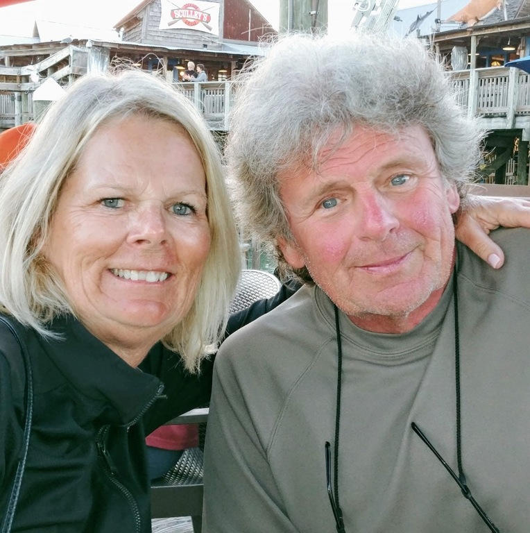 Vicki Maxwell Obituary - Grimsby, ON | Stonehouse-Whitcomb Funeral Home