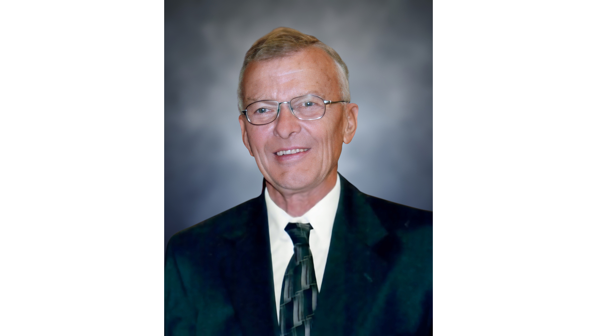 Allan Rutledge Obituary - Kincardine, ON | Davey - Linklater Funeral Home Ltd.