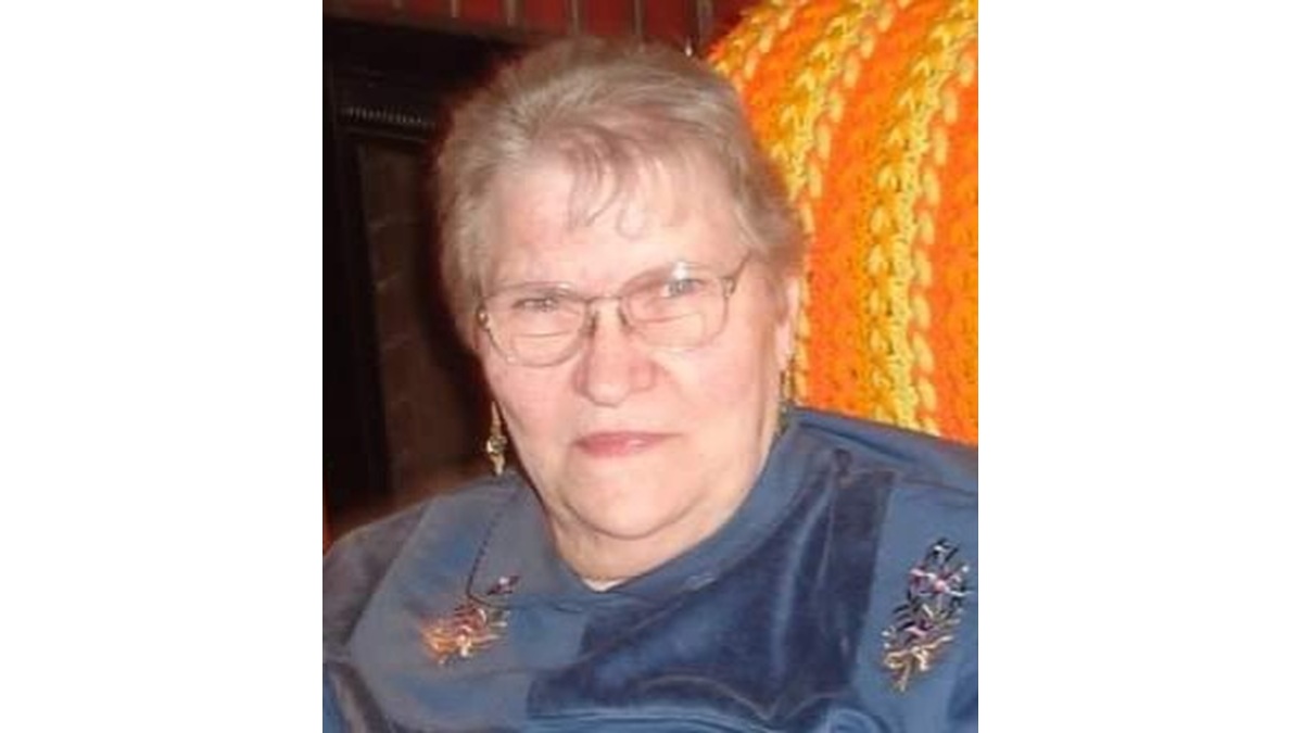 Norma Runnells Obituary - Gardner, KS | Bruce Funeral Home, Inc.