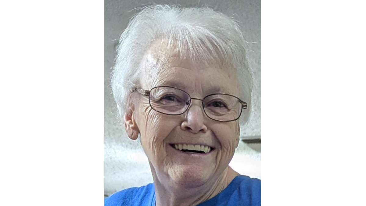 Susan Redinger Obituary - Gardner, KS | Bruce Funeral Home, Inc.