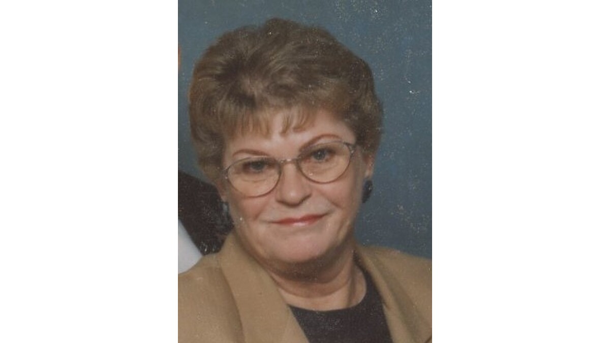 Sharon Paulson Obituary - Gardner, KS | Bruce Funeral Home, Inc.
