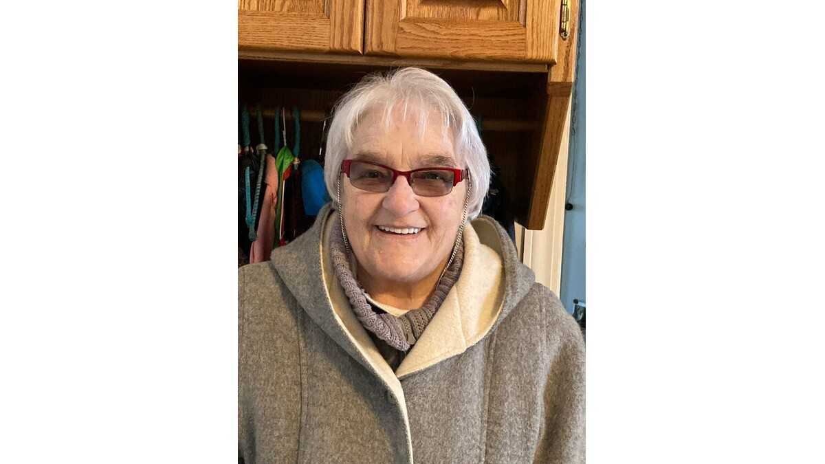 Joyce Porterfield Obituary - Brandon, MB | Memories Chapel