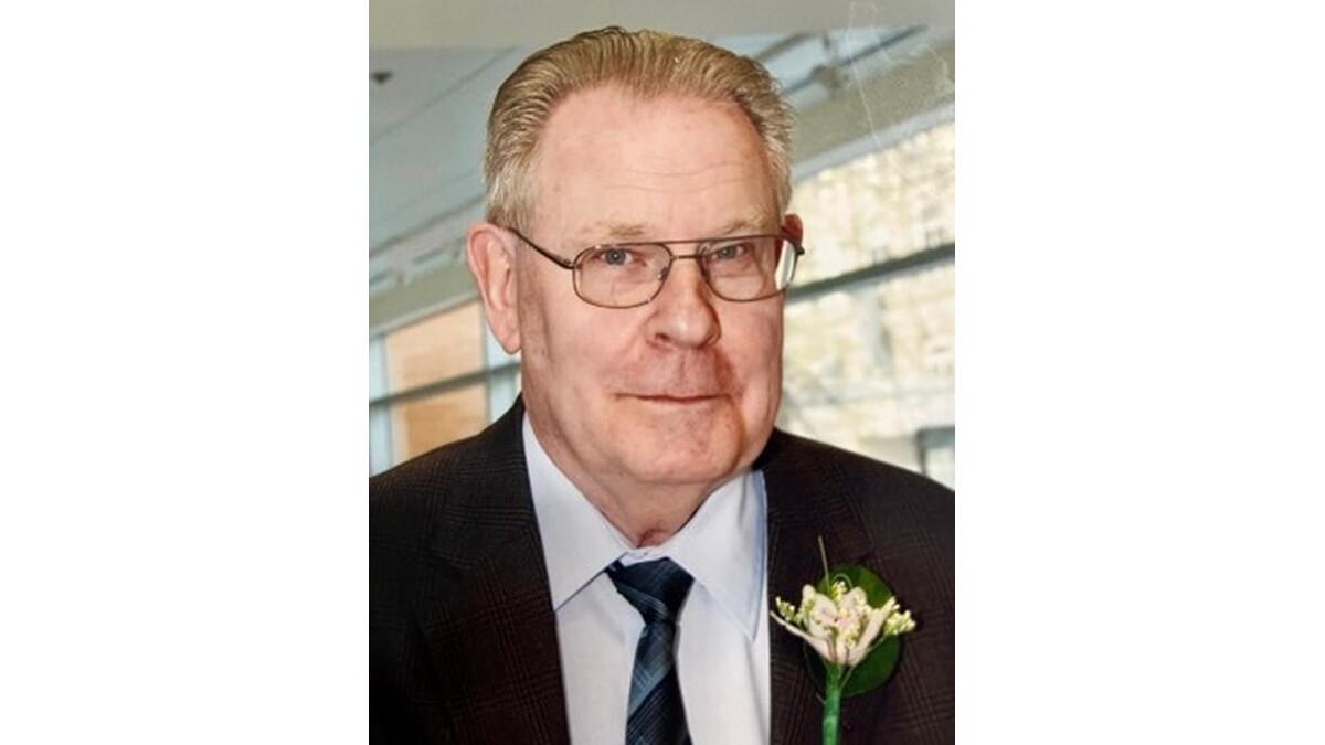 Frank Duerksen Obituary - Winnipeg, MB | Friends Funeral Service