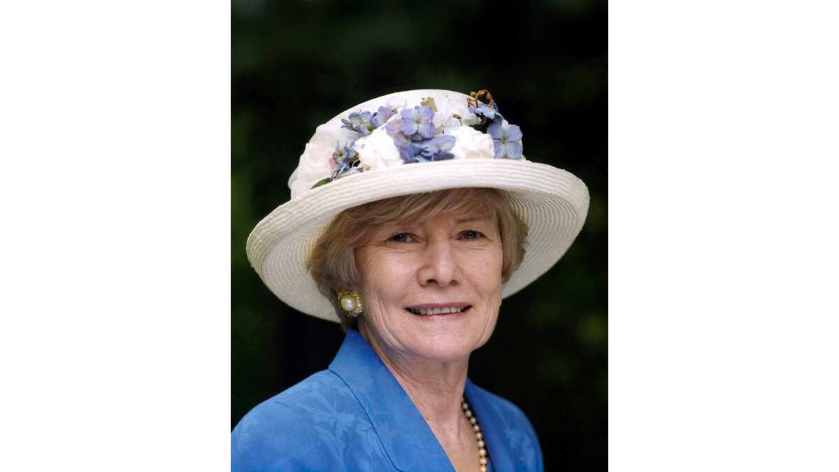 Helen Taylor Obituary - Collingwood, ON | Fawcett Funeral Homes Limited