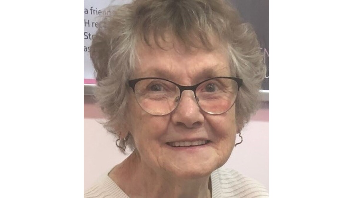 Anne Van Kuik Obituary - Whitby, ON | Barnes Memorial Funeral Home Ltd.