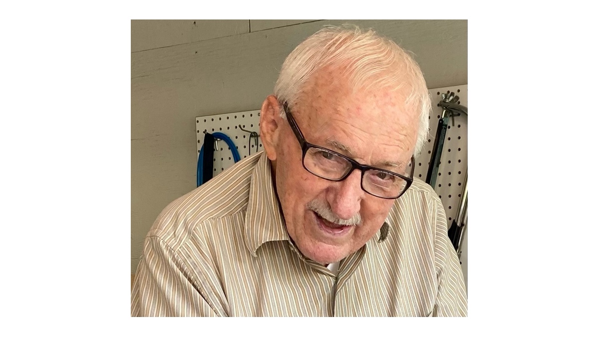 Charles Prosser Obituary - Oshawa, ON | Armstrong Funeral Home Limited