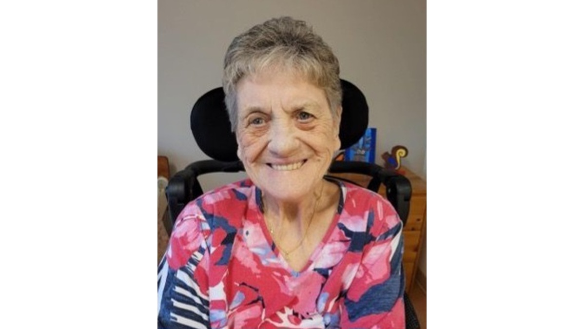 Exelda 'Zelda' White Obituary - Oshawa, ON | Armstrong Funeral Home Limited