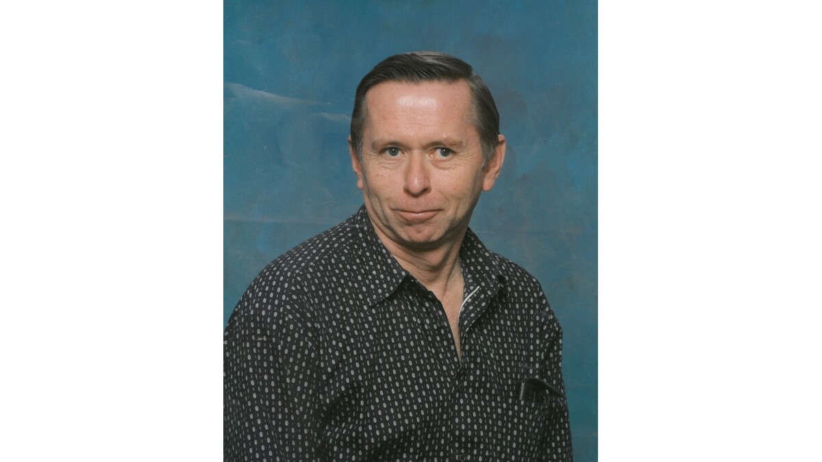 Larry Howe Obituary - Oshawa, ON | Armstrong Funeral Home Limited