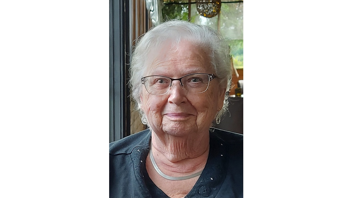 Carol McCord Obituary - Oshawa, ON | Armstrong Funeral Home Limited