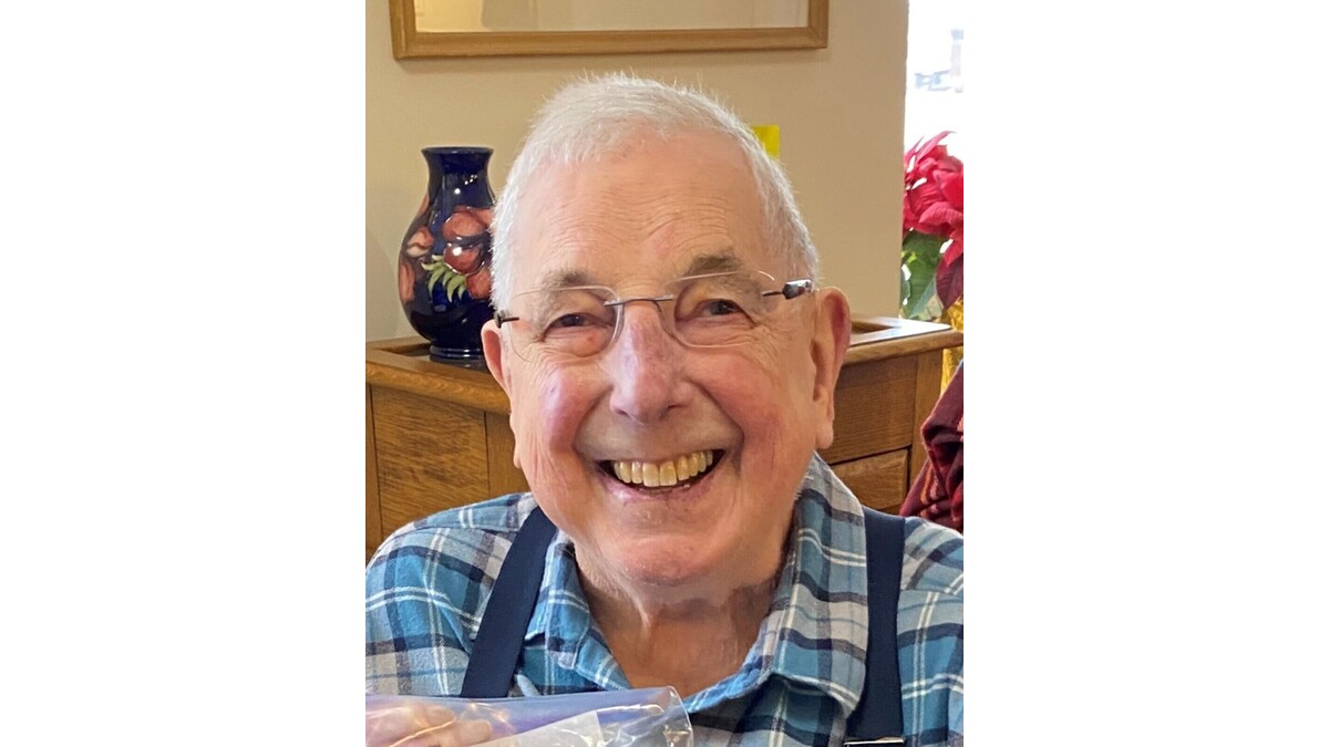 Dr. James Chisholm Obituary - Timmins, ON | Maison funéraire LESSARD ...