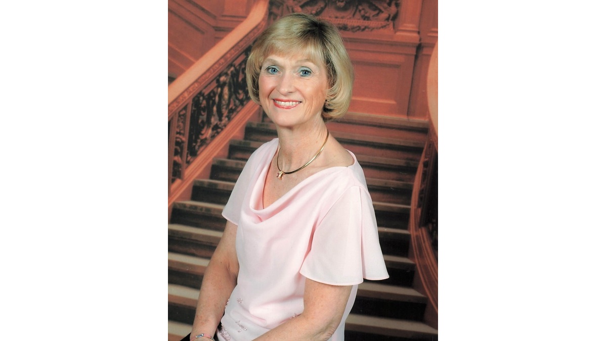 Pamela England Obituary - Tinley Park, IL | Lawn Funeral Home