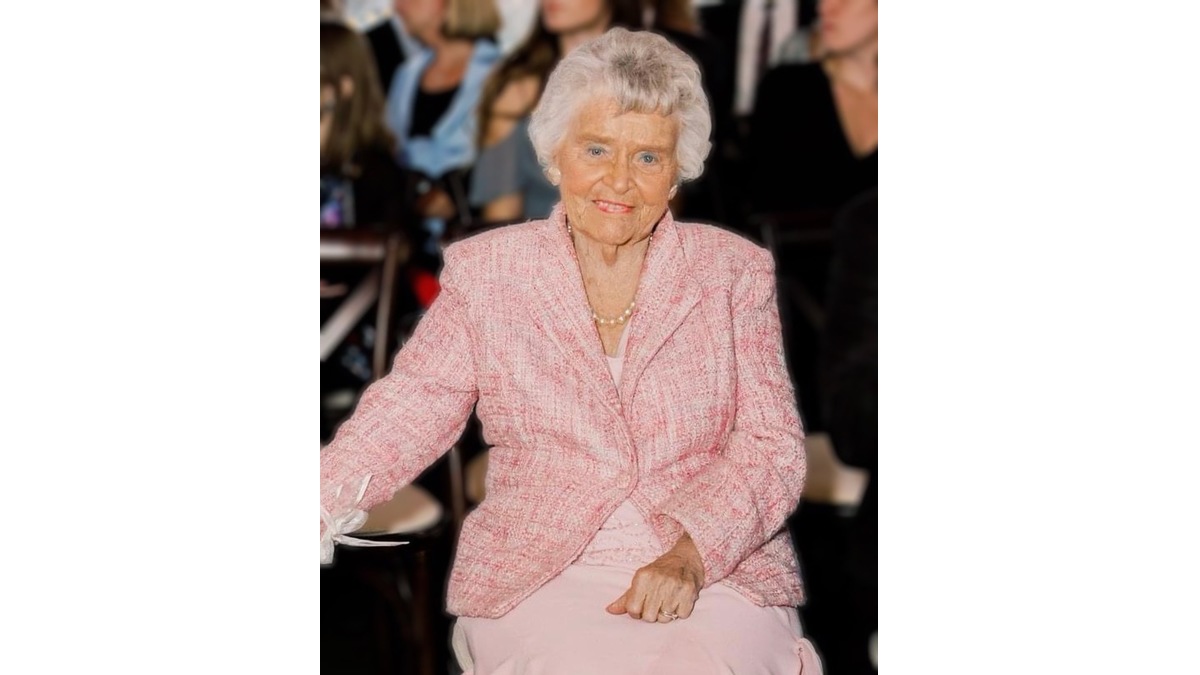 Barbara Joan Gilchrist Obituary - LOVELAND, OH | Advantage Cremation Care