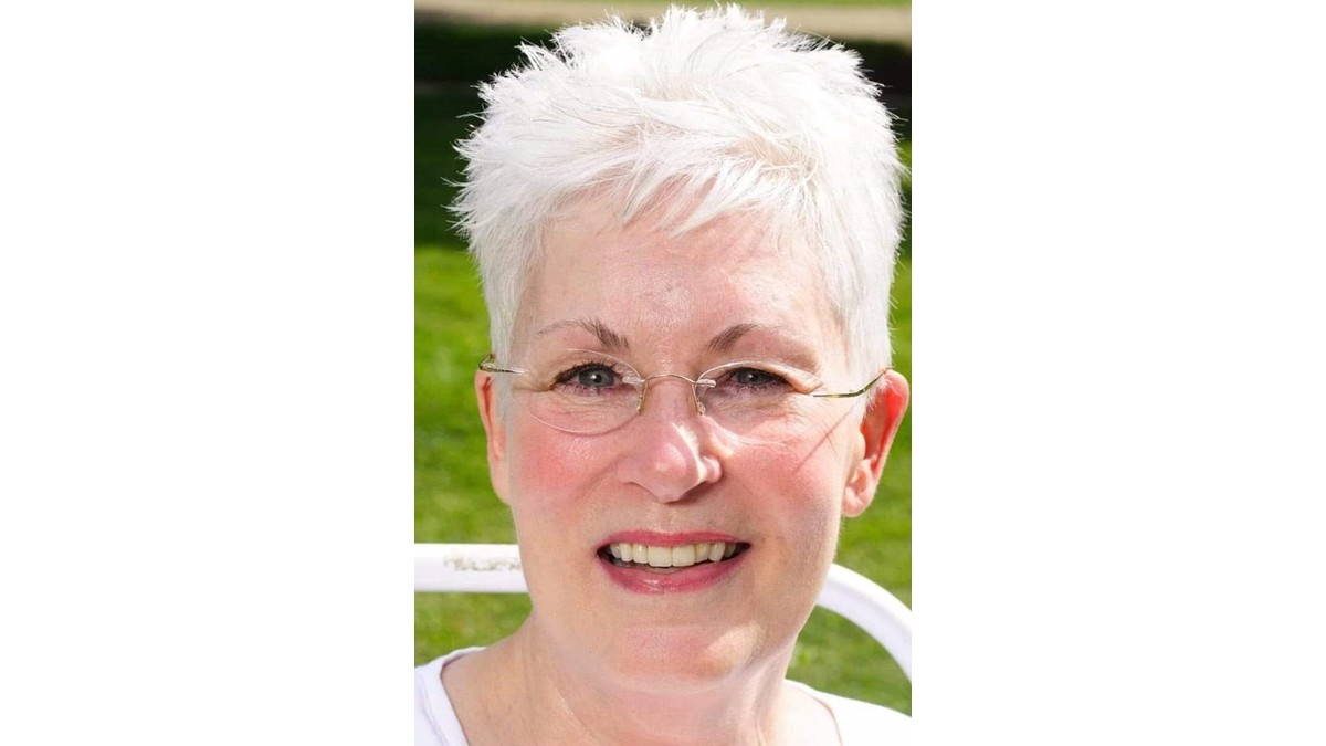 Beverly Dunn Obituary - LOVELAND, OH | Advantage Cremation Care