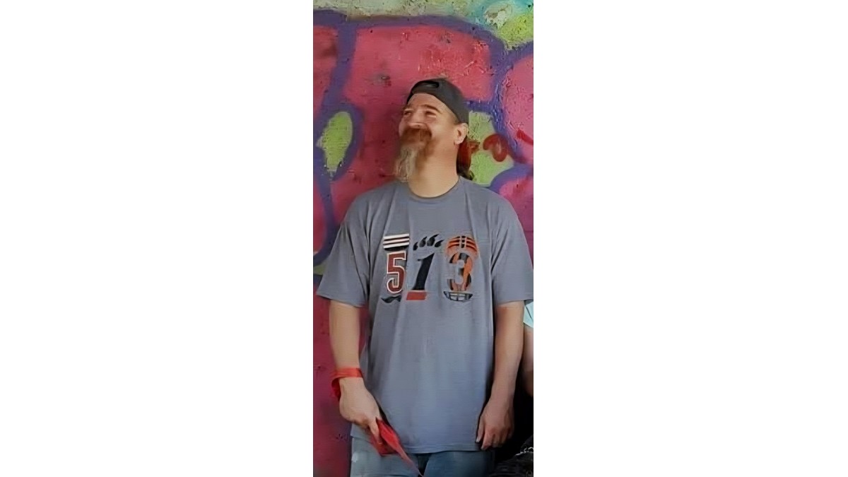 Daniel Givens Obituary - LOVELAND, OH | Advantage Cremation Care