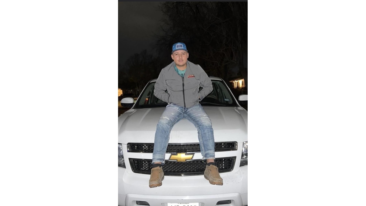 Alan Estudiante Arevalo Obituary - Waco, TX | Oak Crest Funeral Home