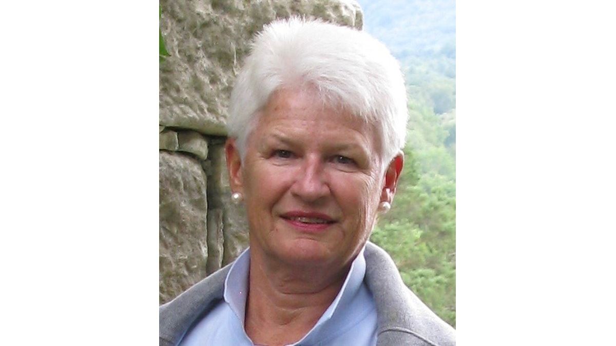 Caren Schoenberger Obituary - Simsbury, CT | Vincent Funeral Home