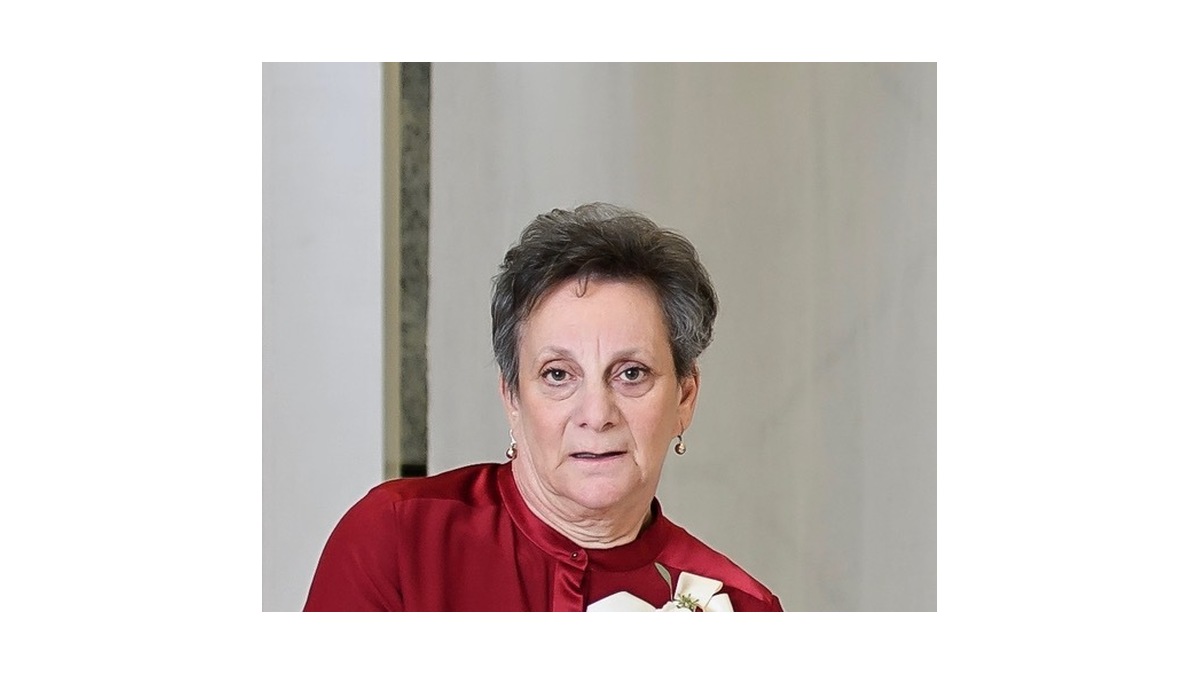 Beth Ann Stultz Obituary - Pikesville, MD | Sol Levinson & Bros.