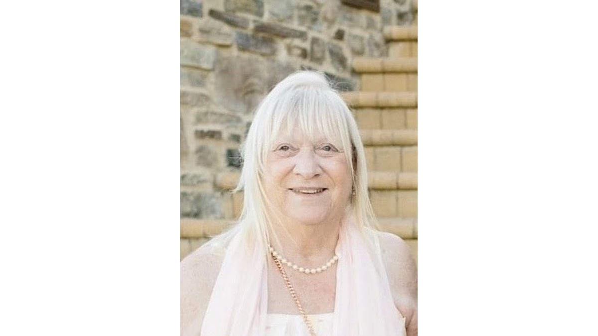 Barbara Gold Obituary - Pikesville, MD | Sol Levinson & Bros.