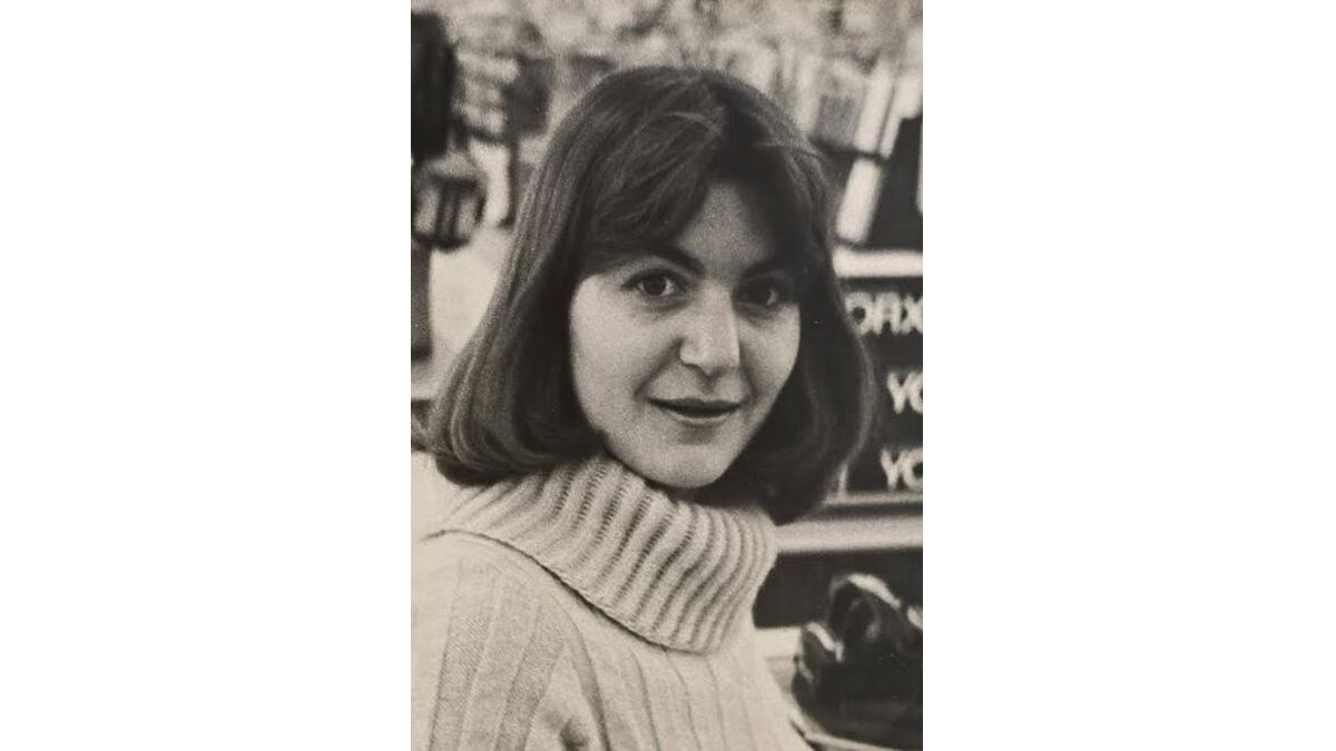 Elizabeth Van Allen Obituary - Belleville, ON | Rushnell Funeral Homes Inc.