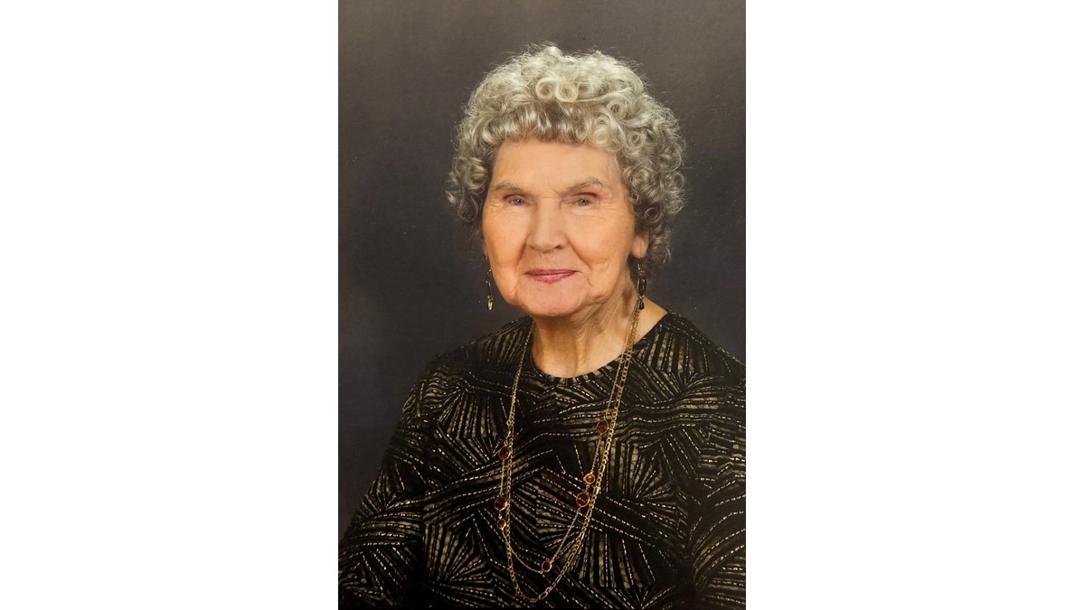 Teresa "Terri" Savage Obituary - Trenton, ON | Rushnell Funeral Homes Inc.