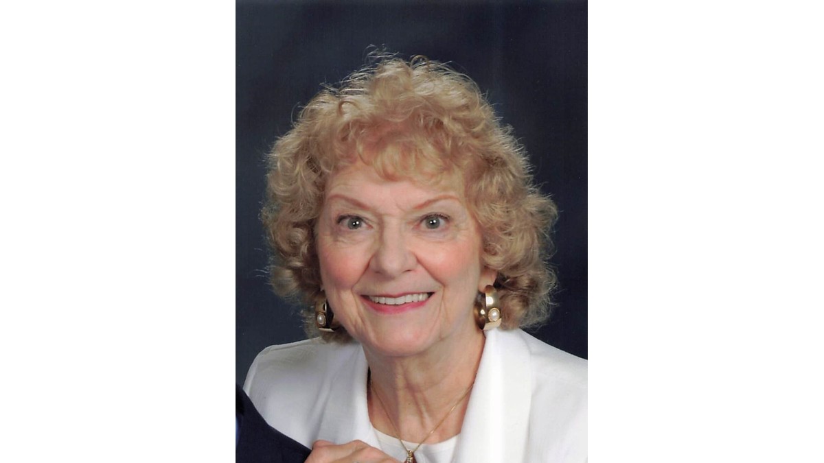 Jacqueline Hotzfeld Obituary - Hales Corners, WI | Hartson Funeral Home