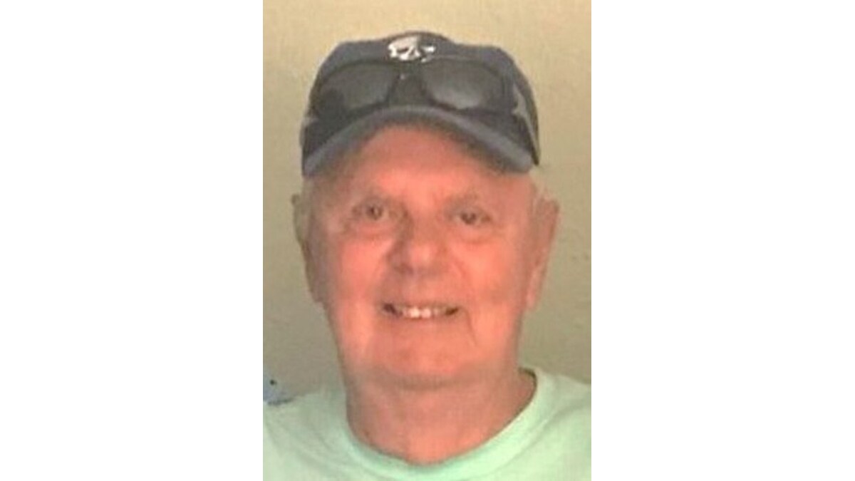 Darrell Barr Obituary - Roanoke, VA | Oakey's Roanoke Chapel