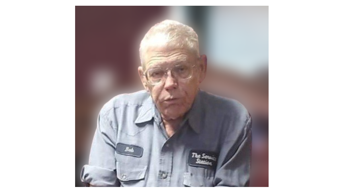Robert Hiatt Obituary - Clarksville, AR | Hardwicke Funeral Home