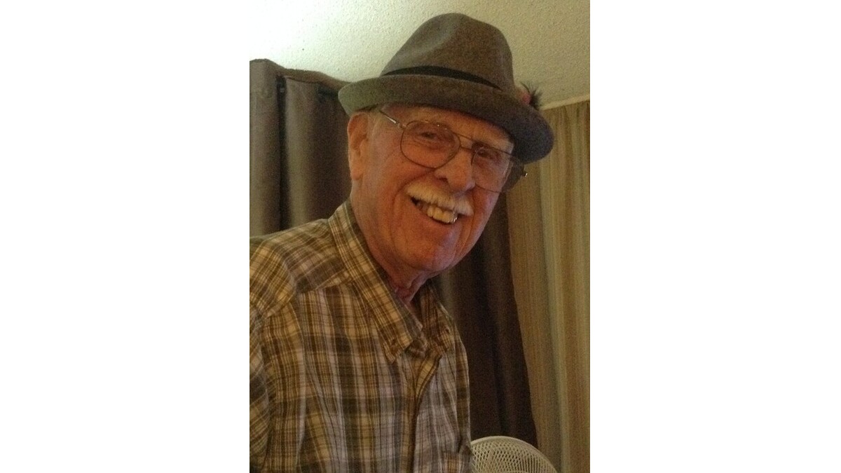 DAVID McKNIGHT Obituary - Toronto, ON | G.H. Hogle Funeral Home Limited