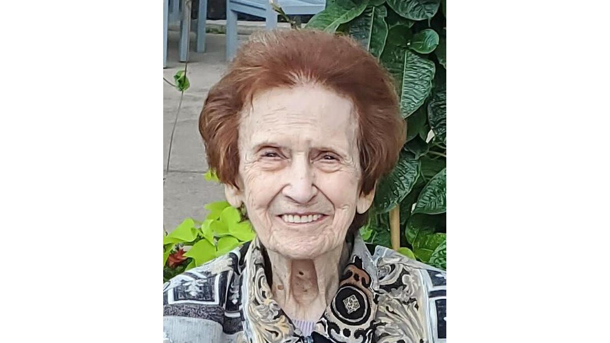 SHIRLEY DOUCETTE Obituary - Toronto, ON | G.H. Hogle Funeral Home Limited