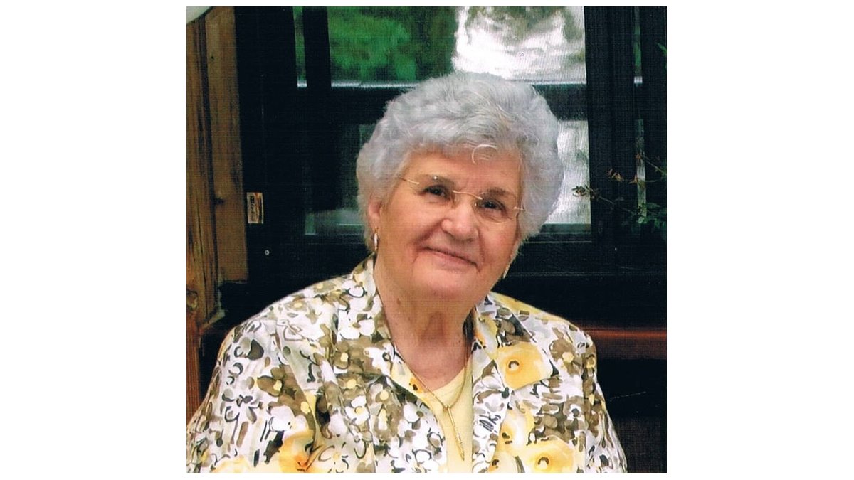 Cornelia Wallace Obituary - Clinton, ON | Falconer Funeral Homes
