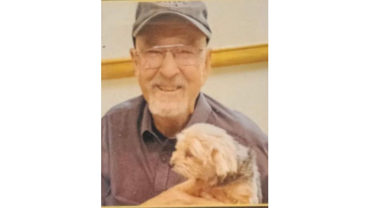 Russell Luttrell Obituary - Decatur, IL | Brintlinger and Earl Funeral Home