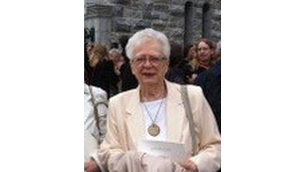 Doris Scott Obituary - Paris, ON | Wm. Kipp Funeral Home Limited