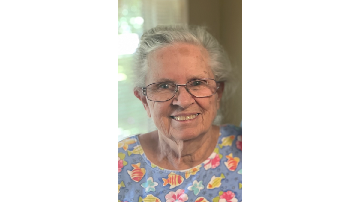 Julia Lamproe Obituary - Van Buren, AR | Ocker-Putman Funeral Homes