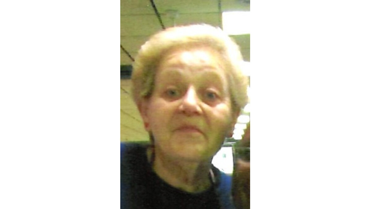 Sylvia Mango Obituary - Philadelphia, PA | Monti-Rago Funeral Home Inc.