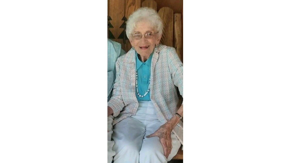 Vonda Cappon Obituary - NASHVILLE, MI | Daniels Funeral Home